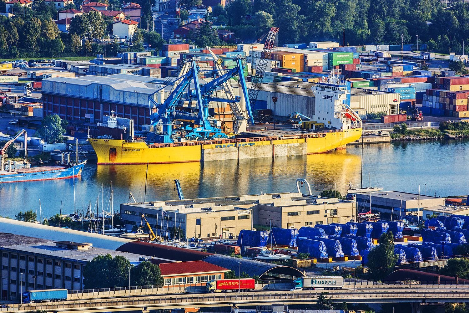 PORTO DI TRIESTE. I TERMINAL OPERATORS INVESTONO - Adriatic Sea Network ...